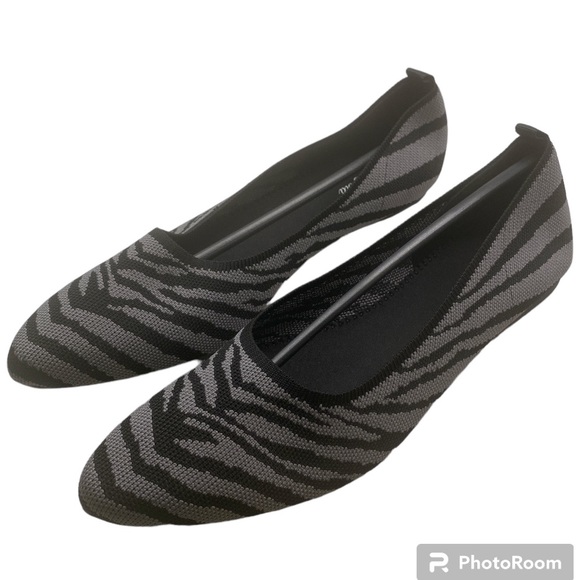 Shoes | Zebra Stripe Print Fabric Flats New | Poshmark